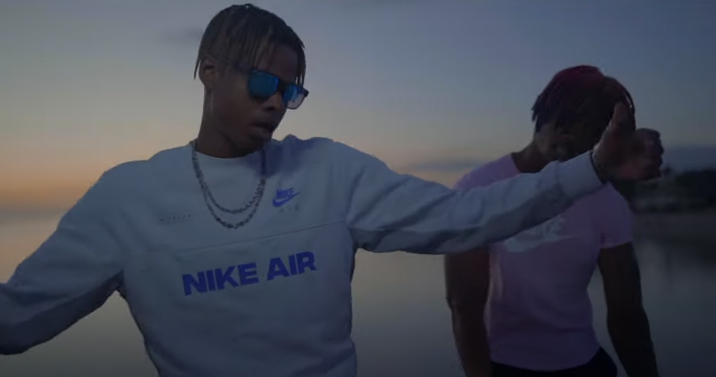 Tout est « Sous controle » dans le nouveau clip de Ti Inzou