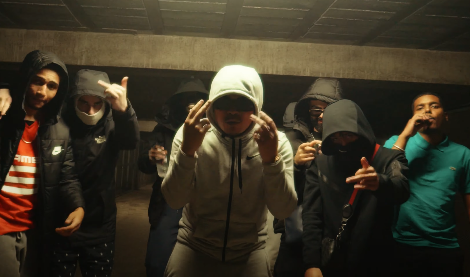Kenshin met le faya dans son nouveau clip « SENPAI 2